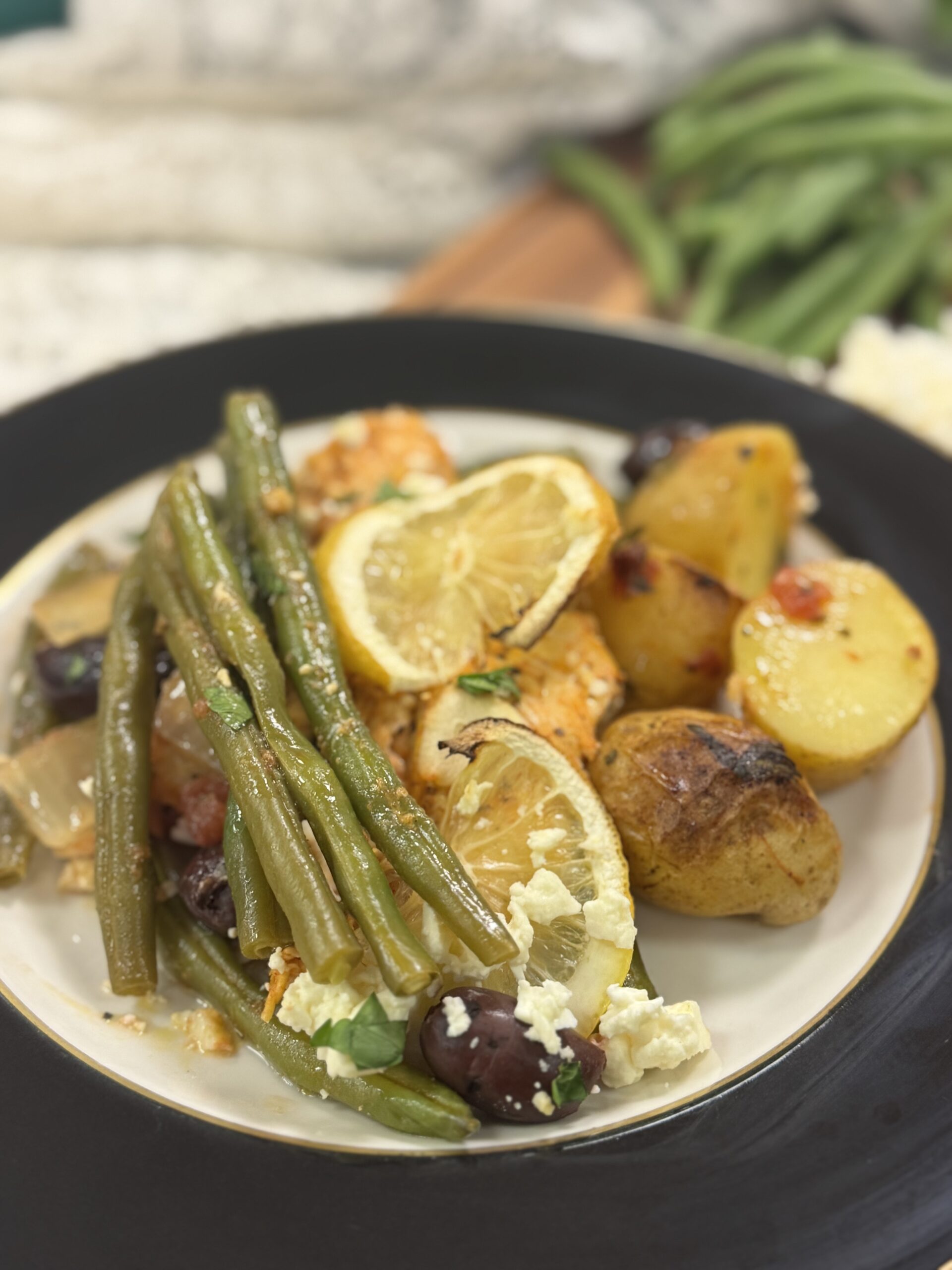 Greek Sheet Pan Dinner with Green Beans and Chicken - Farm Monitor